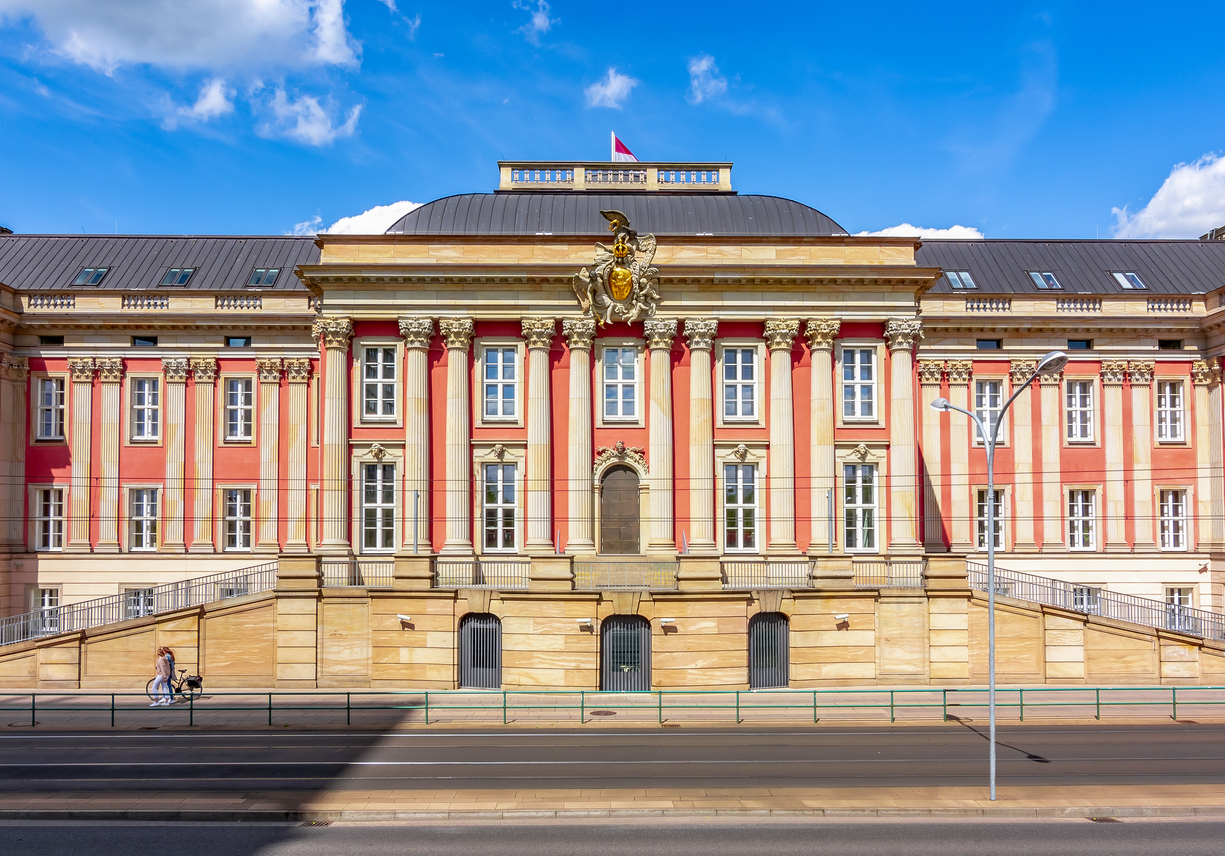 National parliamentarianism - IParl